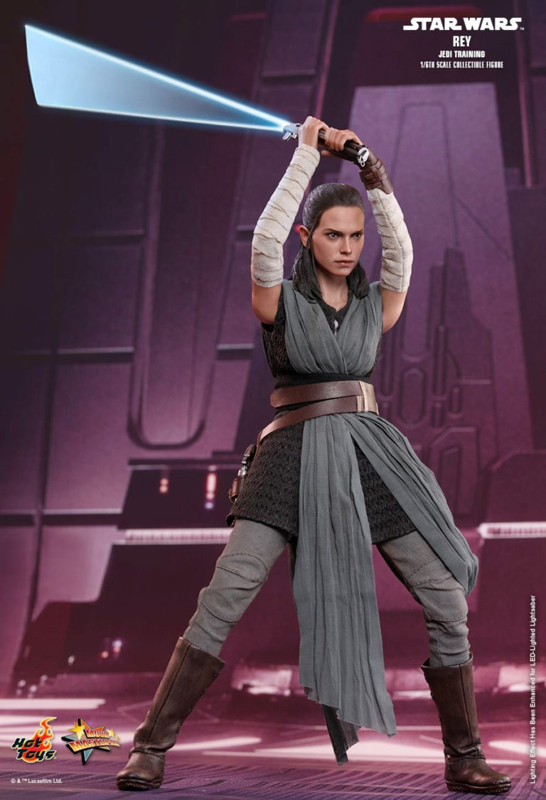 Rey Jedi Training (Daisy Ridley) em Star Wars The Last Jedi – Action ...