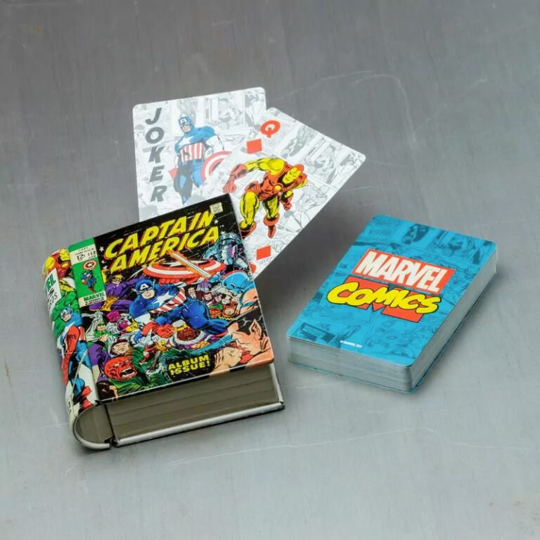 Baralho Marvel Comics em Lata de Revista em Quadrinhos « Blog de Brinquedo