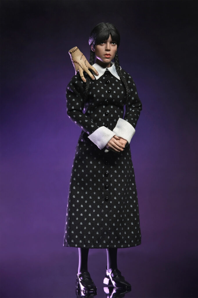 Action Figures Neca Clothed Wednesday Addams e Enid Sinclair (Wandinha ...