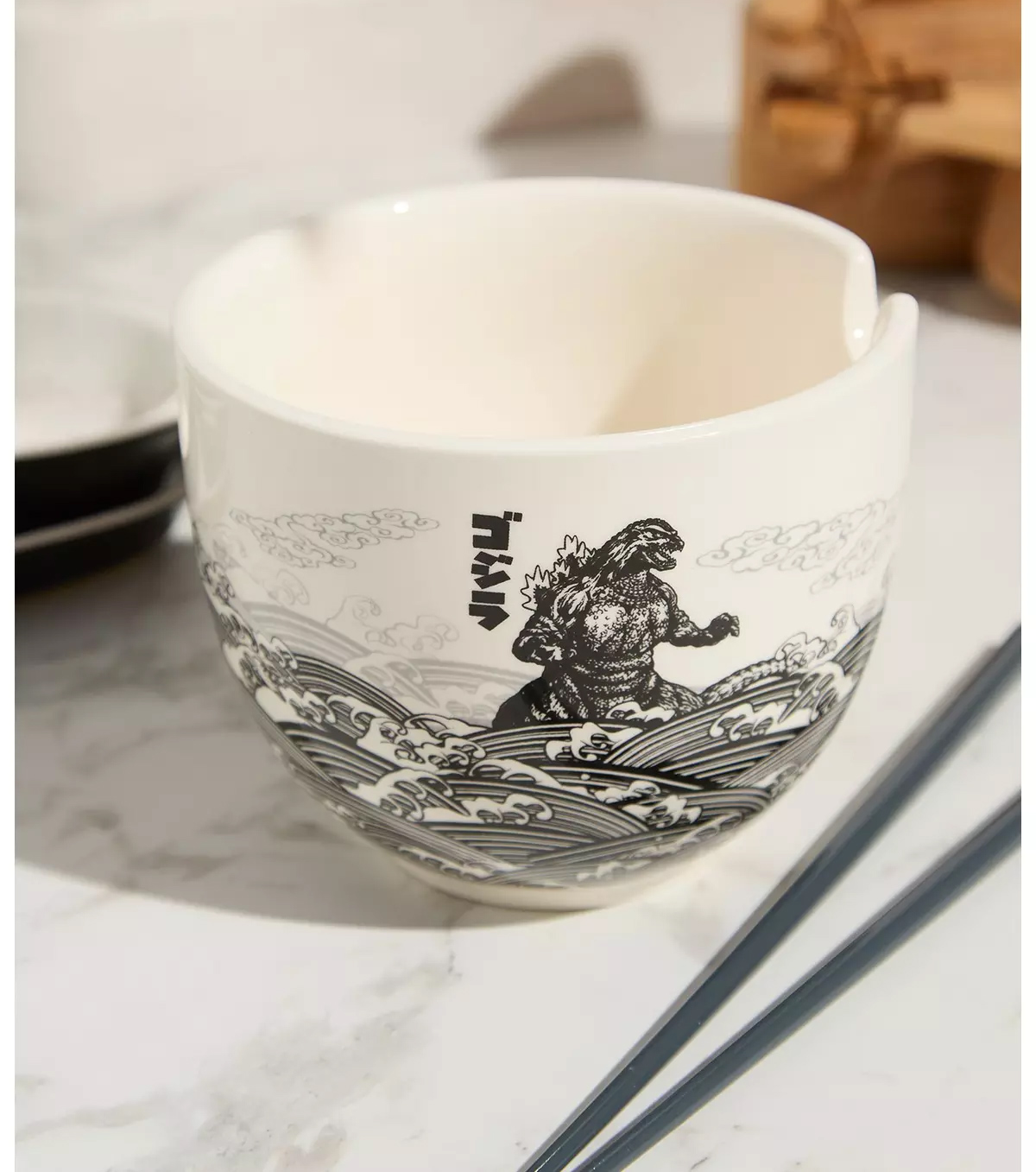 Tigela Ramen Godzilla em Meio a Ondas em Estilo Ukiyo-e « Blog de Brinquedo